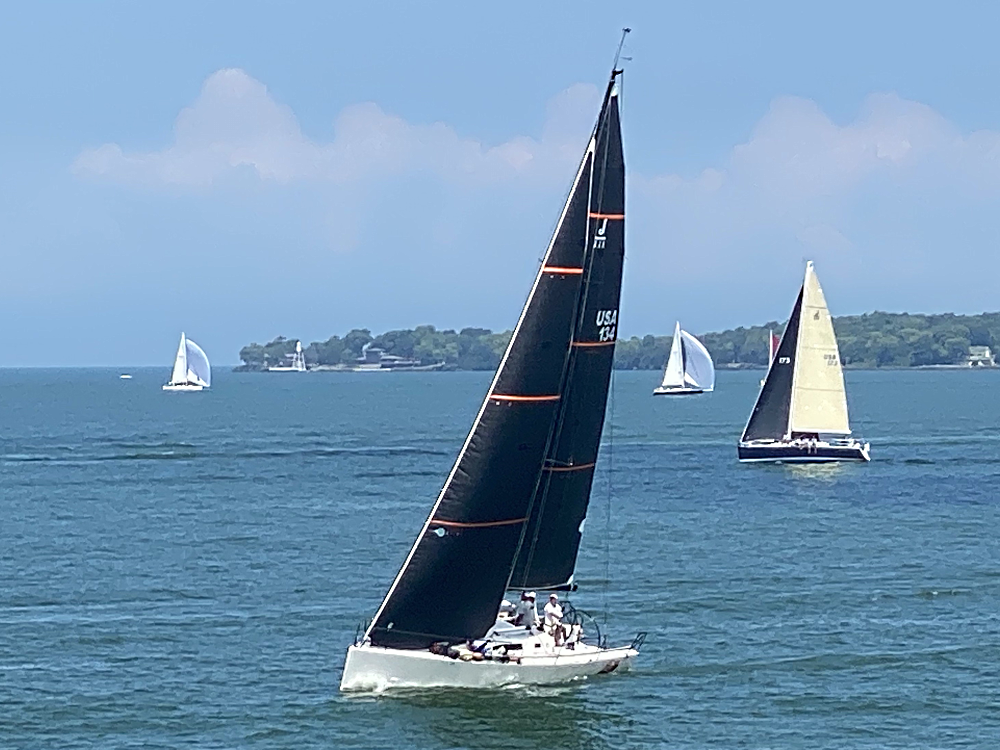 Top 9 Islands To Sail At In The US | SailTrader