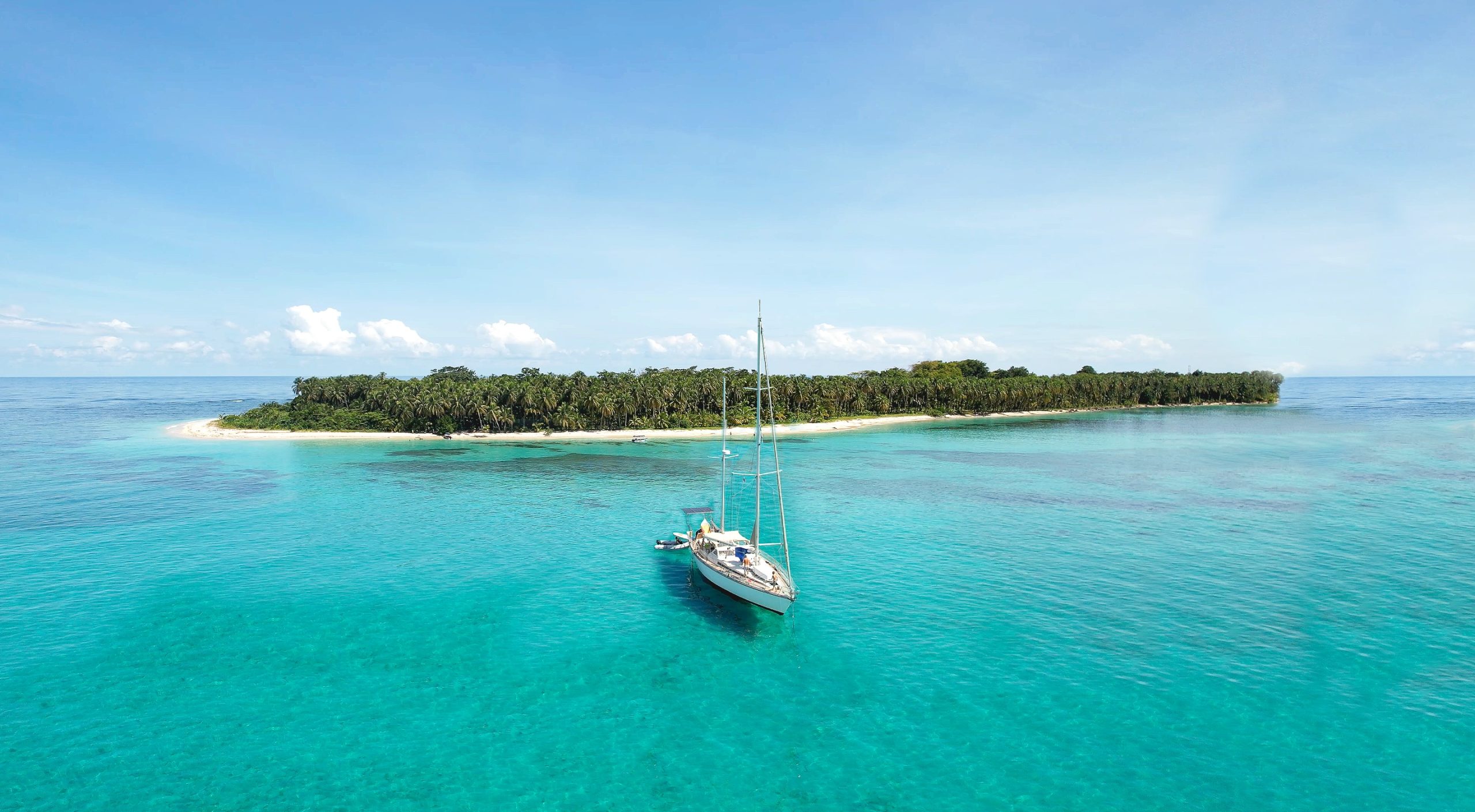 Amel Super Maramu - Proven Circumnavigator And Blue Water Classic | SailTrader